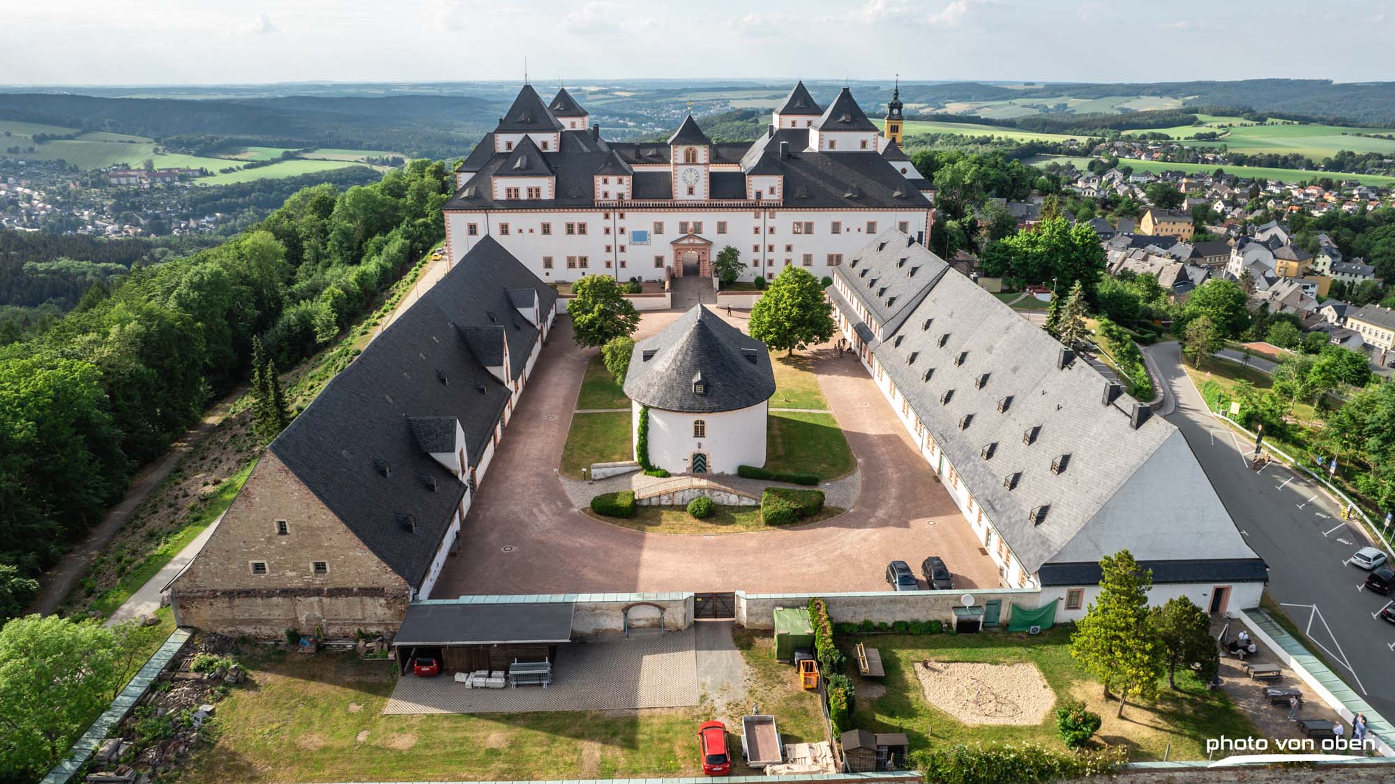 Luftbilder vom Schloss Augustusburg - photo-von-oben.de